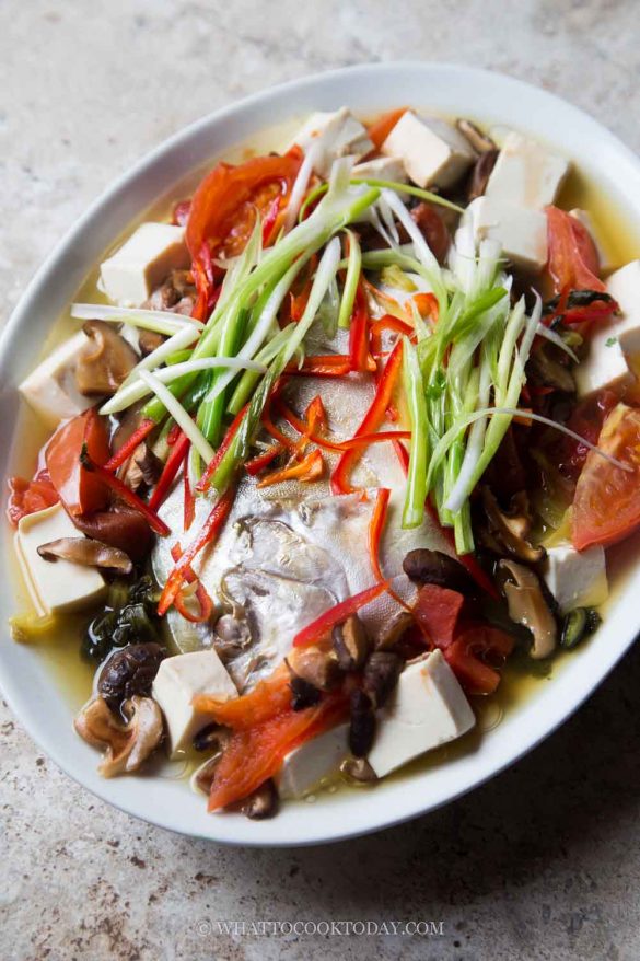 Teochew Steamed White Pomfret