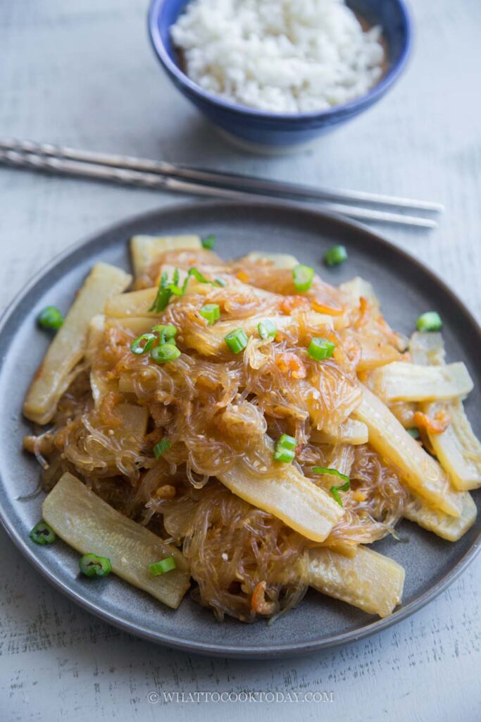 Stir-fried Hairy Gourd with Tang Hoon