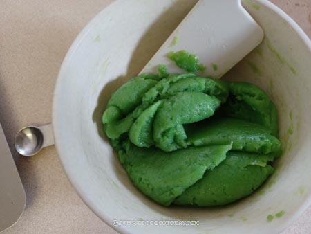 Pandan Choux Au Craquelin (with Coconut Pastry Cream)