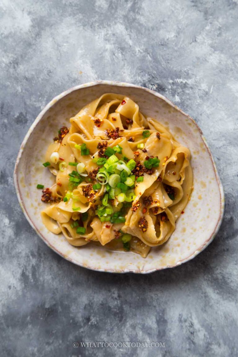 Easy Xi'an Biang Biang Noodles (Belt Noodles)