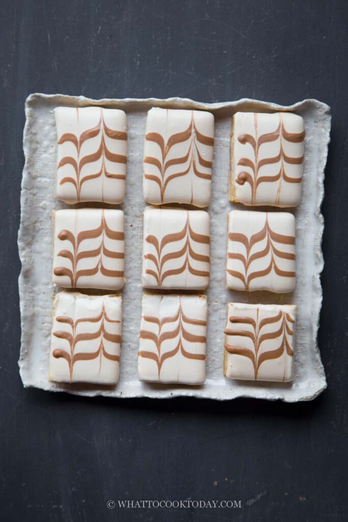 Easy Cheese Button Cookies