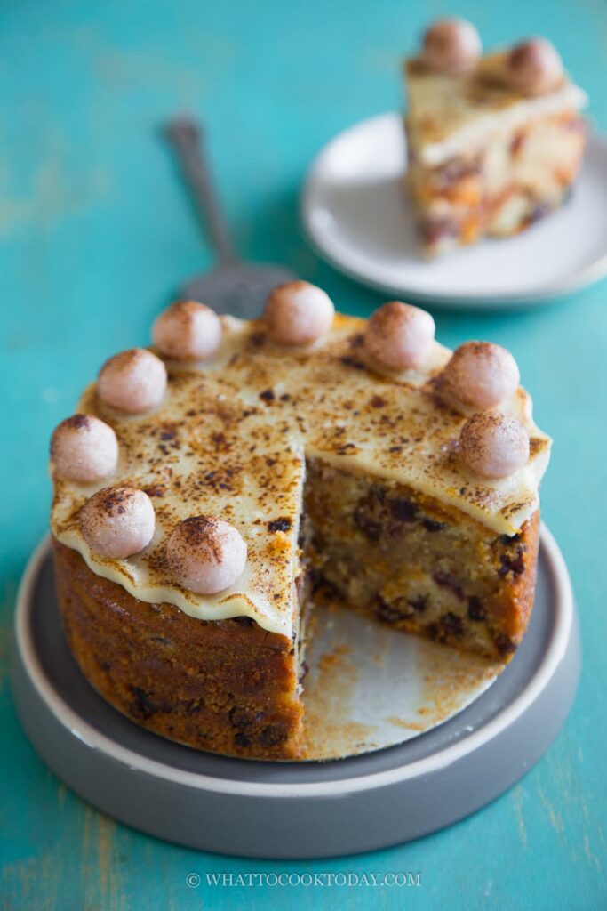 Easy Homemade Simnel Cake (English Easter Cake)