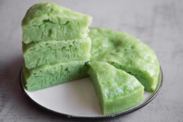 Bai Tang Gao - Pak Thong Koh (Chinese White Honeycomb Cake)