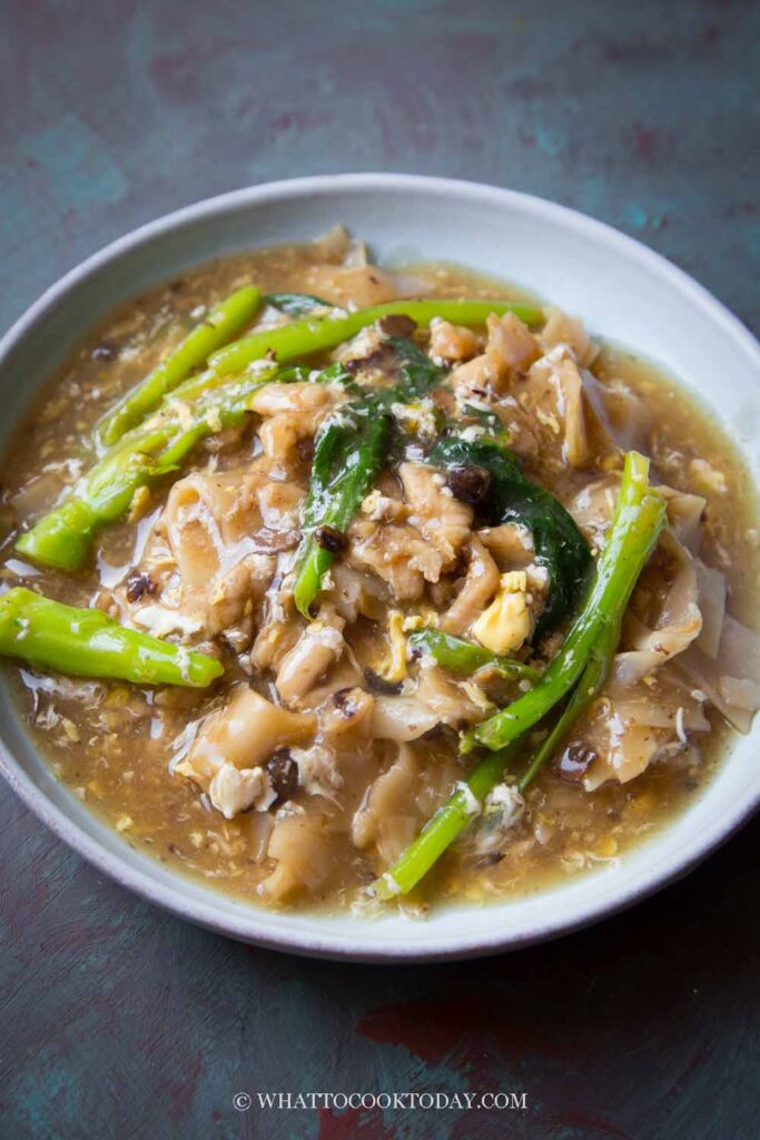 Beef Hor Fun with Black Bean Sauce
