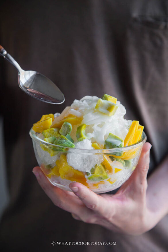 Es Teler (Indonesian Shaved Ice with Avocado, Jackfruit, Coconut)