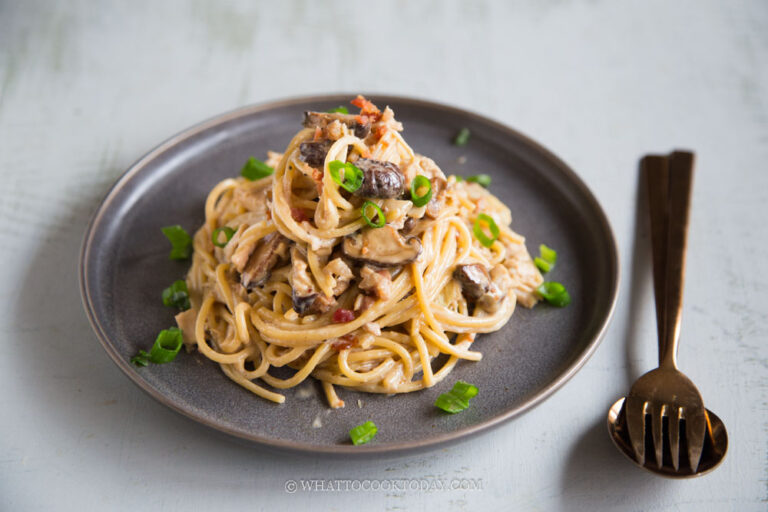 Easy Wafu Creamy Mushroom and Bacon Spaghetti