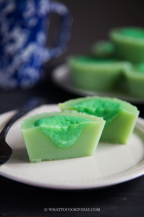 Kue/Kuih Nona Manis Pandan (the easy way)
