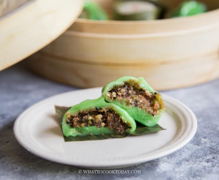 Hainanese Yi Bua Kueh (Coconut Palm Sugar Steamed Cake)