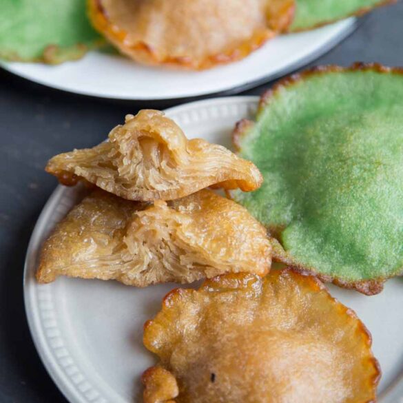 Easy Ang Ku Kueh with Mung Bean Paste (Tortoise Kueh) - Natural Colors