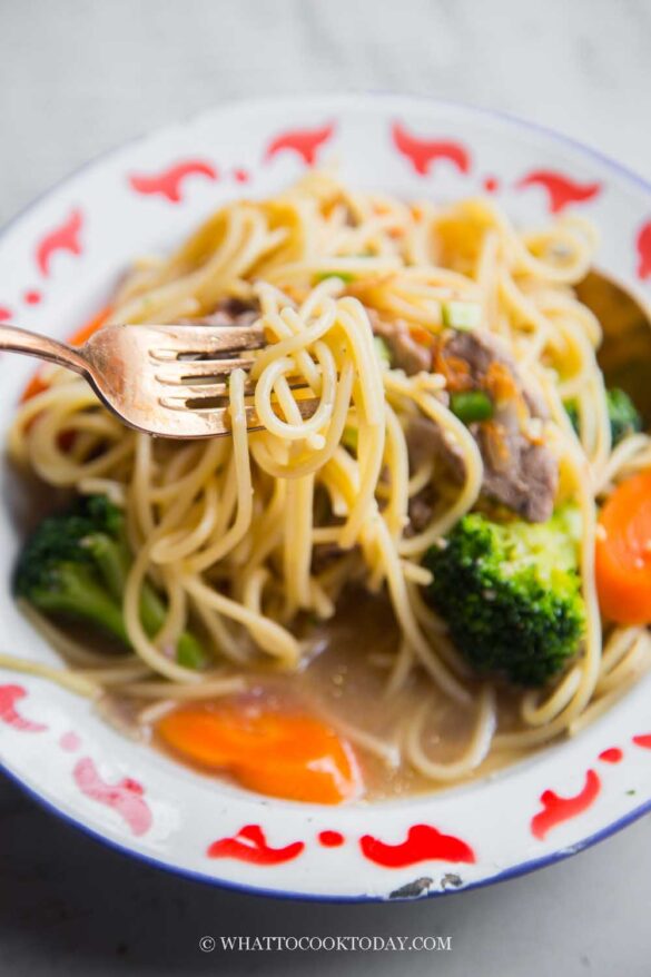 Mie Godog/ Mie Rebus Jawa (Javanese Boiled Noodle Soup)