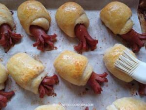 Chinese Hot Dog Milk Buns (Octopus Shape)