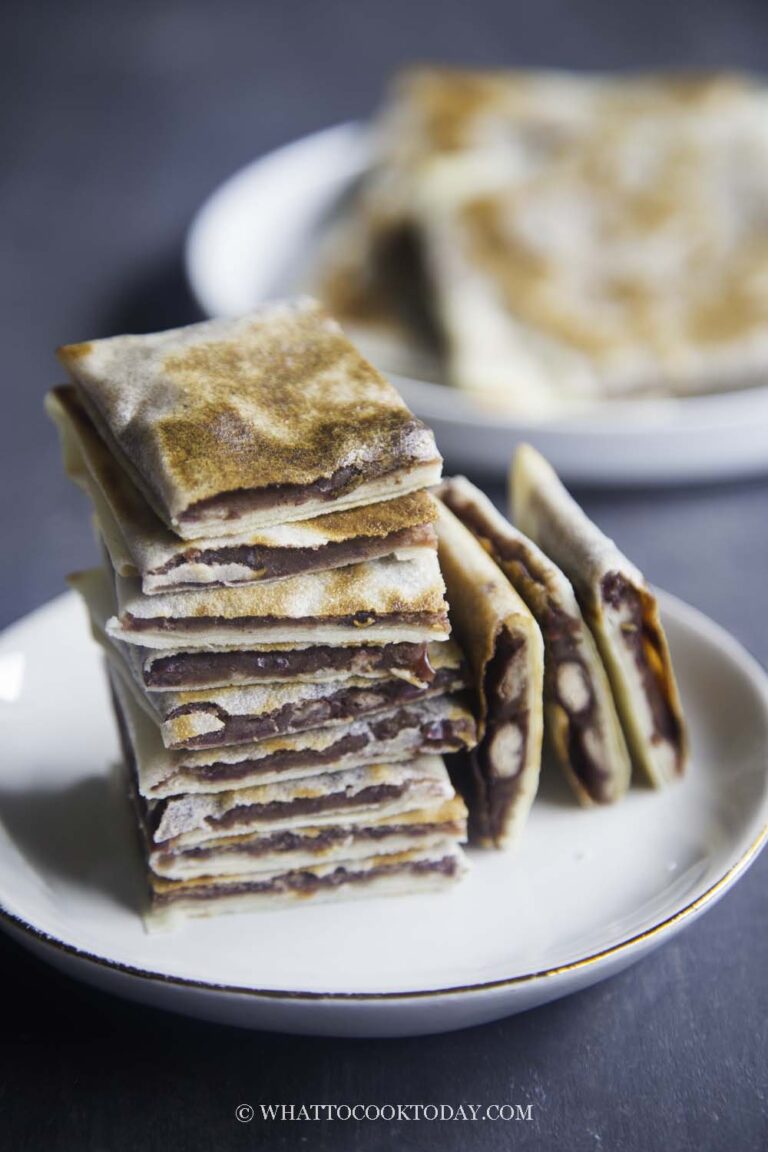 Easy Red Bean Paste and Peanut Pancake