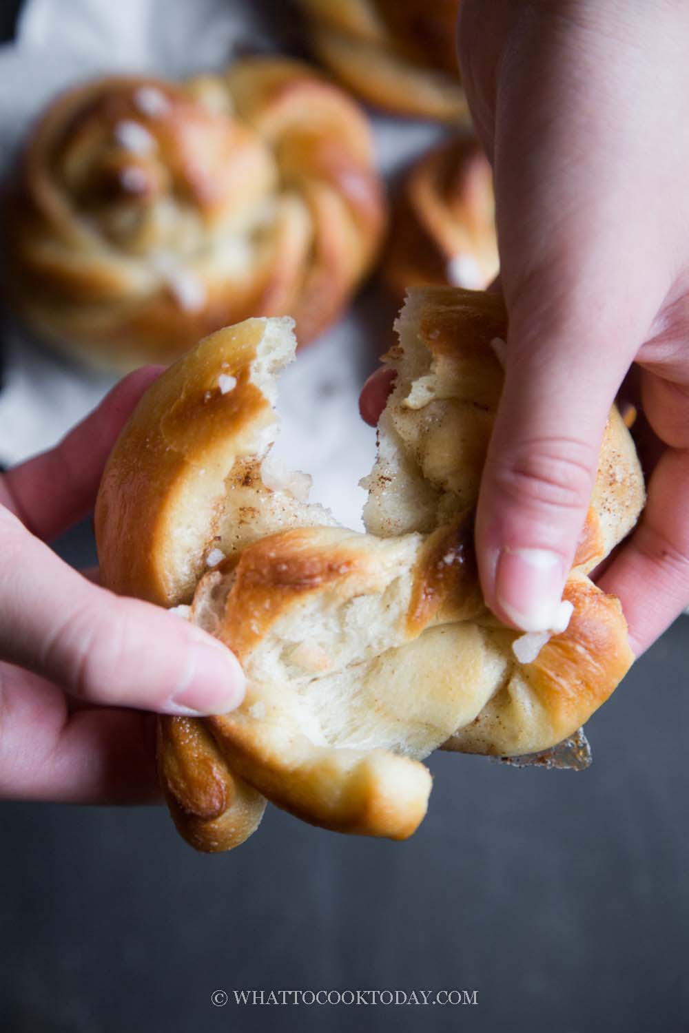Kanelbullar (Swedish Cinnamon Cardamom Buns) - with sourdough option