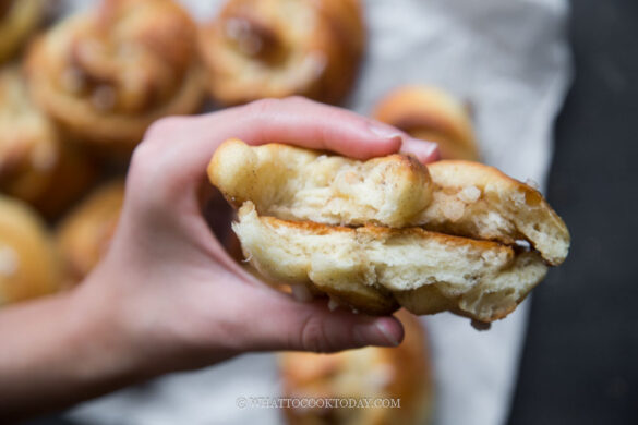 Kanelbullar (Swedish Cinnamon Cardamom Buns) - with sourdough option