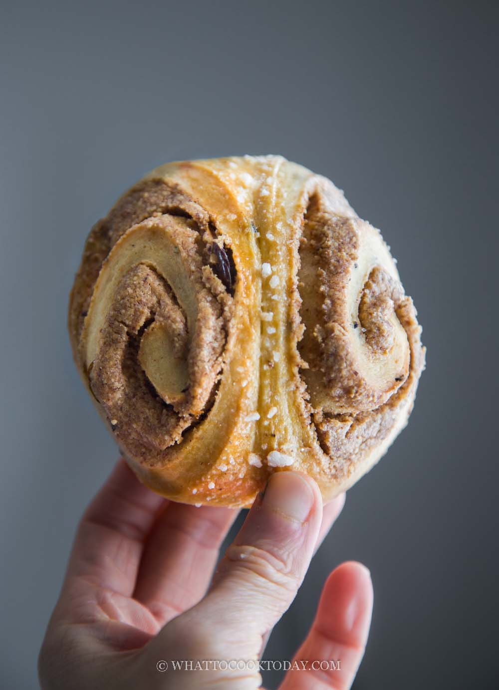 Korvapuusti (Finnish Cardamom Cinnamon Buns)- with sourdough option