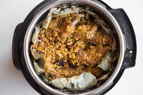 Chinese Steamed Ribs with Glutinous Sticky Rice (Stove-top or Instant Pot)