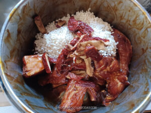 Chinese Steamed Ribs with Glutinous Sticky Rice (Stove-top or Instant Pot)