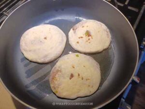 Guo Kui (Chinese Meat-Stuffed Flat Bread)