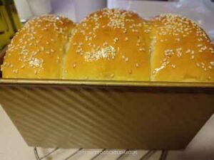 Super Soft Shokupan/ Japanese Milk Bread (Sponge Method)