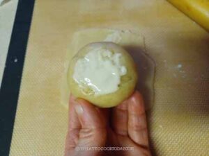 Beh Teh Soh/Heong Peng (Chinese Horse Shoe Biscuits)