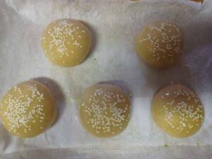 Beh Teh Soh/Heong Peng (Chinese Horse Shoe Biscuits)