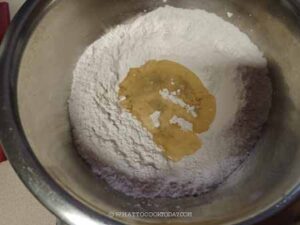 Beh Teh Soh/Heong Peng (Chinese Horse Shoe Biscuits)