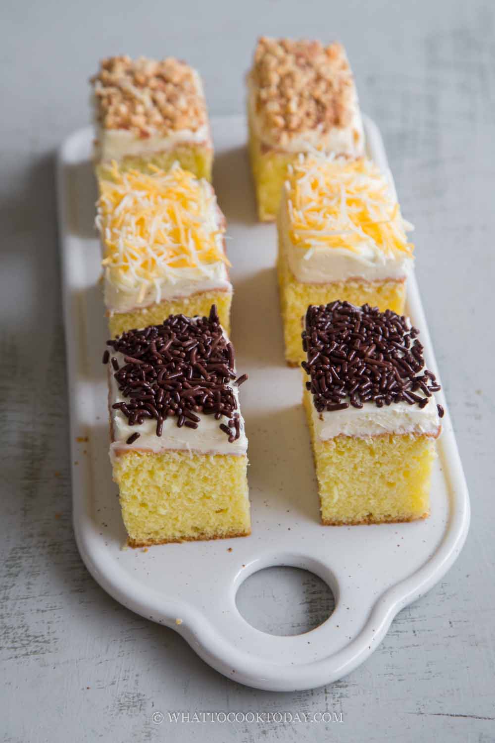 Bolu Jadul (Old-School Buttercream Cake Slices)