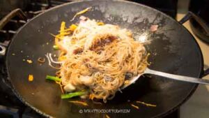 Fried Mee Suah (Mee Suah Goreng)