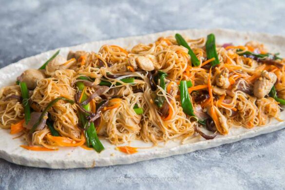 Fried Mee Suah (Mee Suah Goreng)