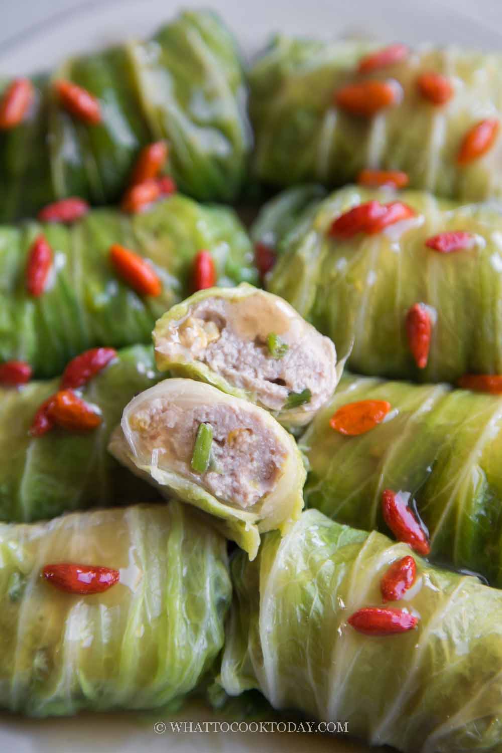 Chinese Steamed Stuffed Cabbage Rolls
