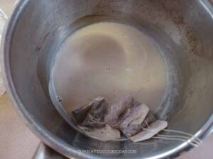 Earl Grey Milk Tea Bread (with Poolish)