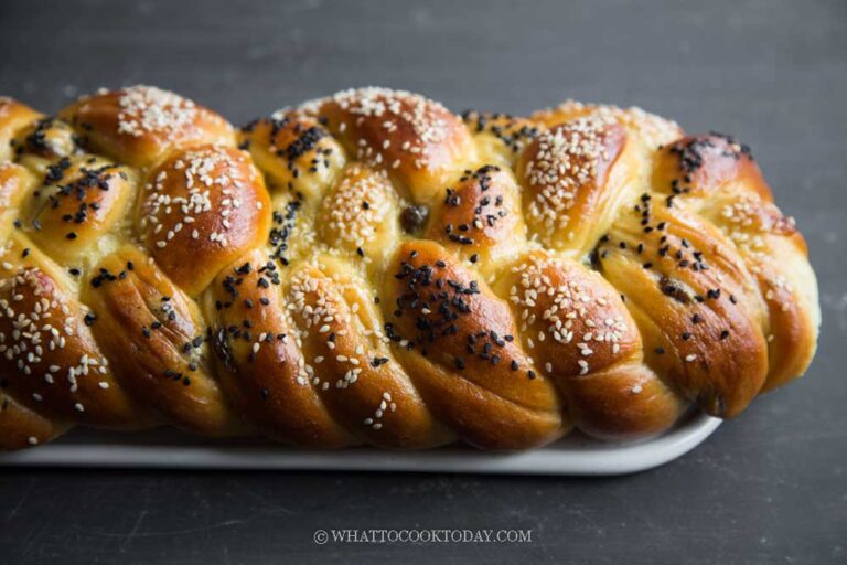 Very Soft Challah Bread (Sponge Method)