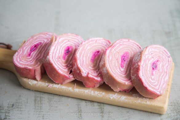 Dragon Fruit Crepe Roll Cake / Towel Cake