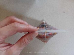 Easy Fruit Jelly Dumplings (Jelly Zongzi)