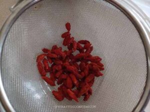 Easy Fruit Jelly Dumplings (Jelly Zongzi)