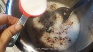 Che Dau Trang (Vietnamese Sticky Rice Black-Eyed Peas Pudding)