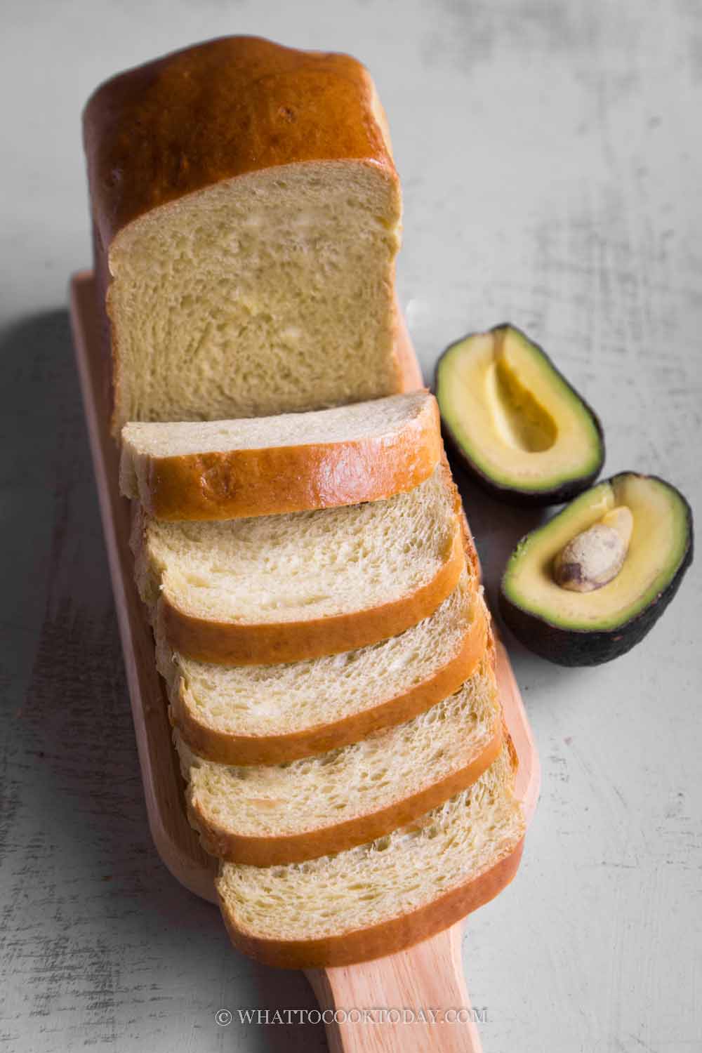 Soft Fluffy Avocado Milk Bread (Yeasted Avocado Bread)