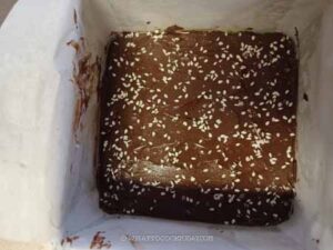 No-Bake Matcha Buckeye Bars (with Graham Cracker Crumbs)