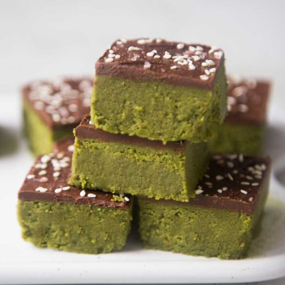 Sandbakkels / Sandbakelse / Sandkaker (Norwegian Sugar Cookies/Sand Tarts)