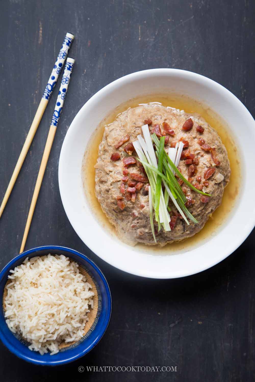 Chinese Steamed Pork Patty with Preserved Turnip (肉饼)