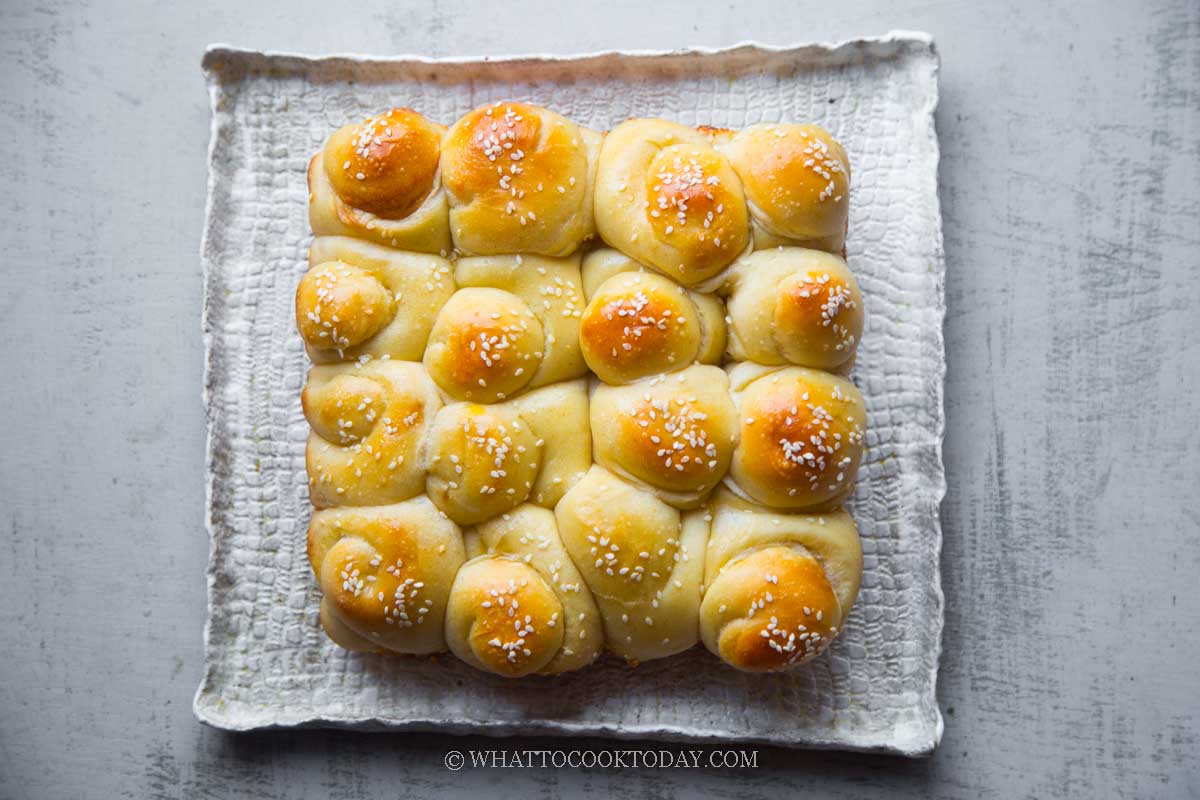 Crispy-Bottom Honey Buns