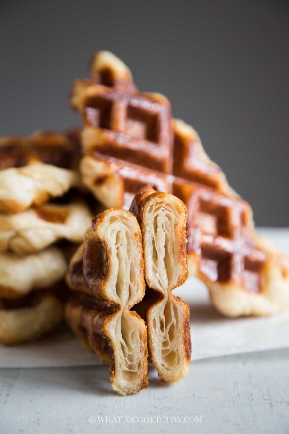 Easy Croffles / Croissant Waffles (from scratch)