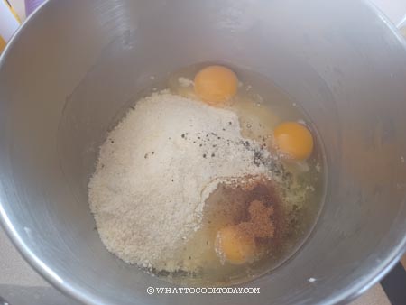 Italian Easter Cheese Bread (Crescia al Formaggio)