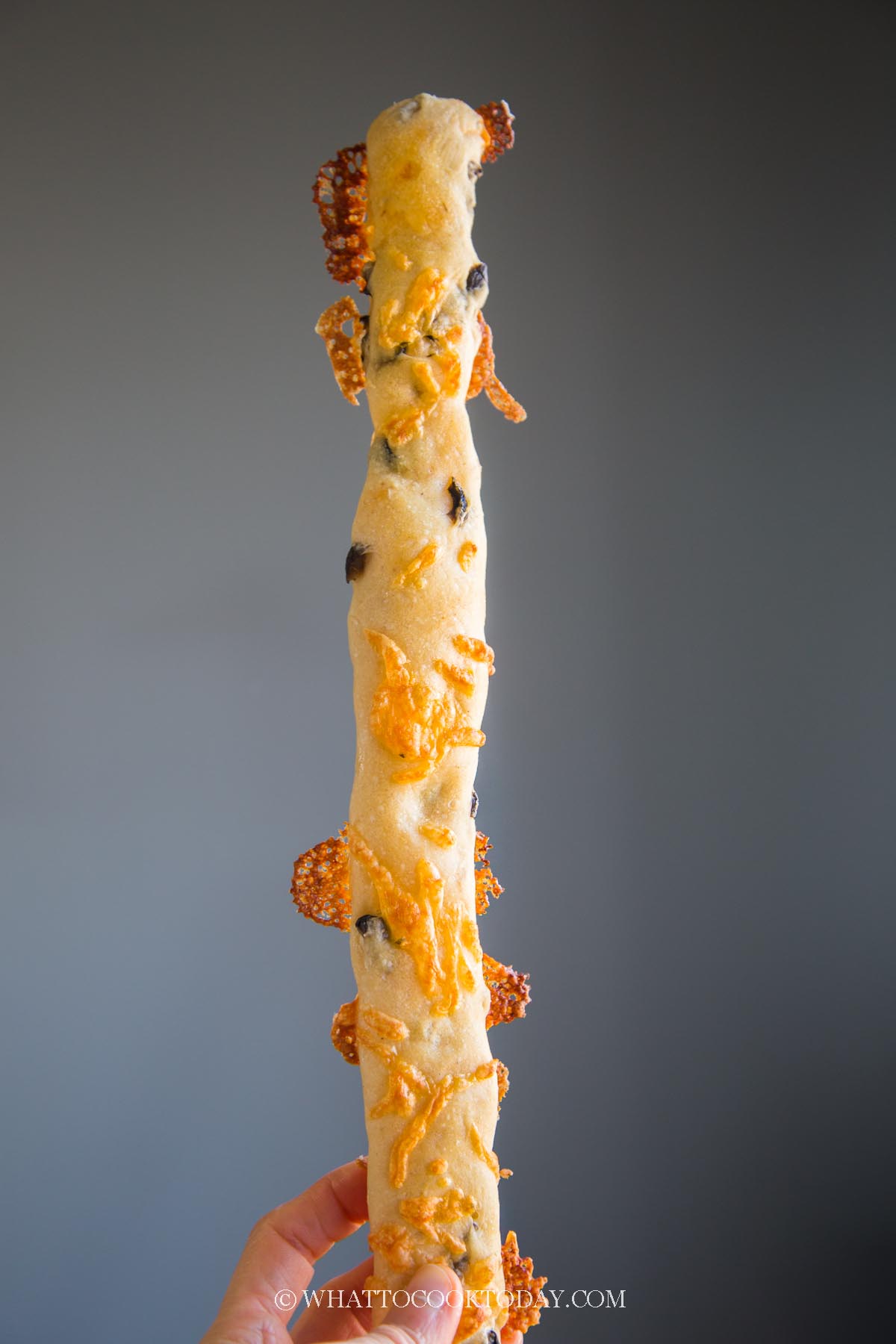 No-Knead Olives and Cheese Breadsticks