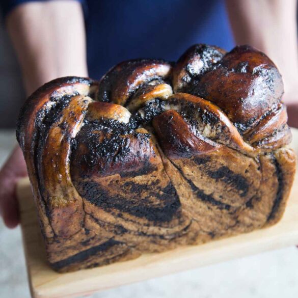 Earl Grey Milk Tea Bread (with Poolish)