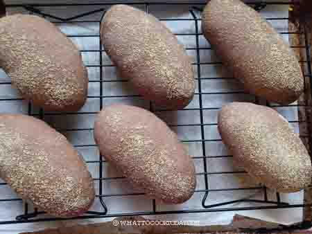 No-Knead Honey Wheat Bushman Bread (Outback Steakhouse)