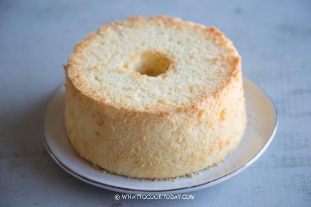 Soft and Fluffy Vanilla Chiffon Cake