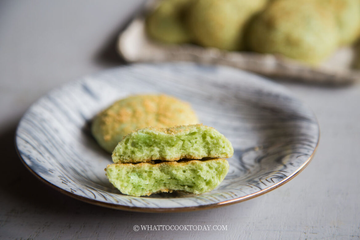 Soft and Chewy Pandan Cookies
