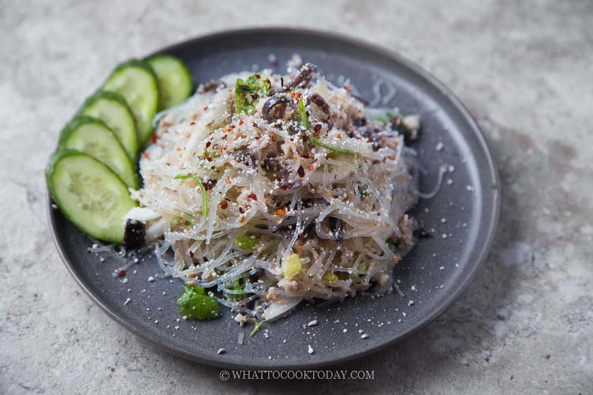 Laab Woon Sen (Thai Glass Noodle Salad with Pork)