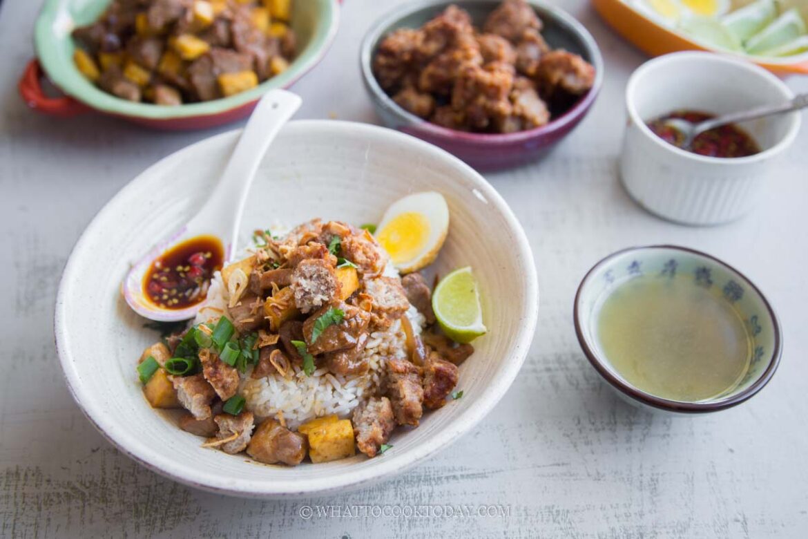 Nasi Bakmoy (Minced Meat and Tofu Rice)